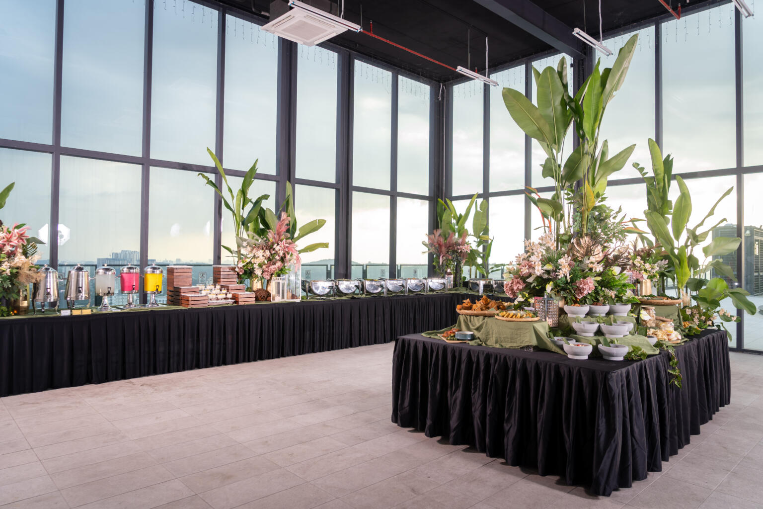 Ramadhan Buffet 2026 - Dancing Fish Sunset Buffet at W in the Sky